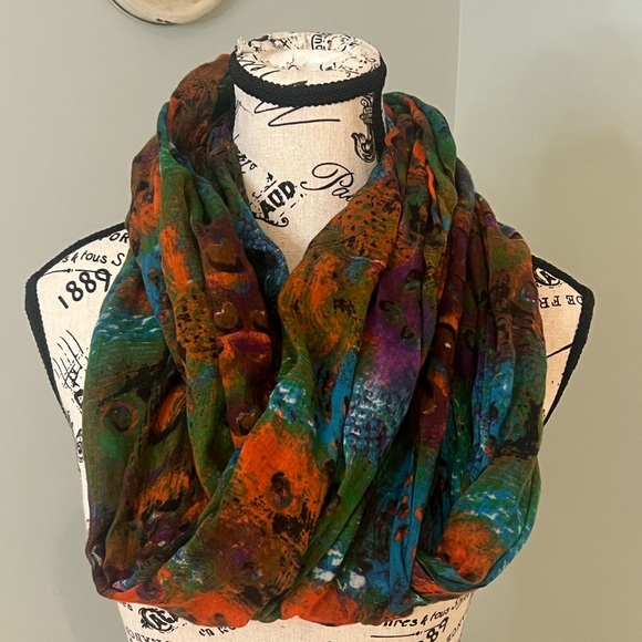 eyeful | Accessories | Eyeful Circle Scarf With Color Peacock Pattern ...